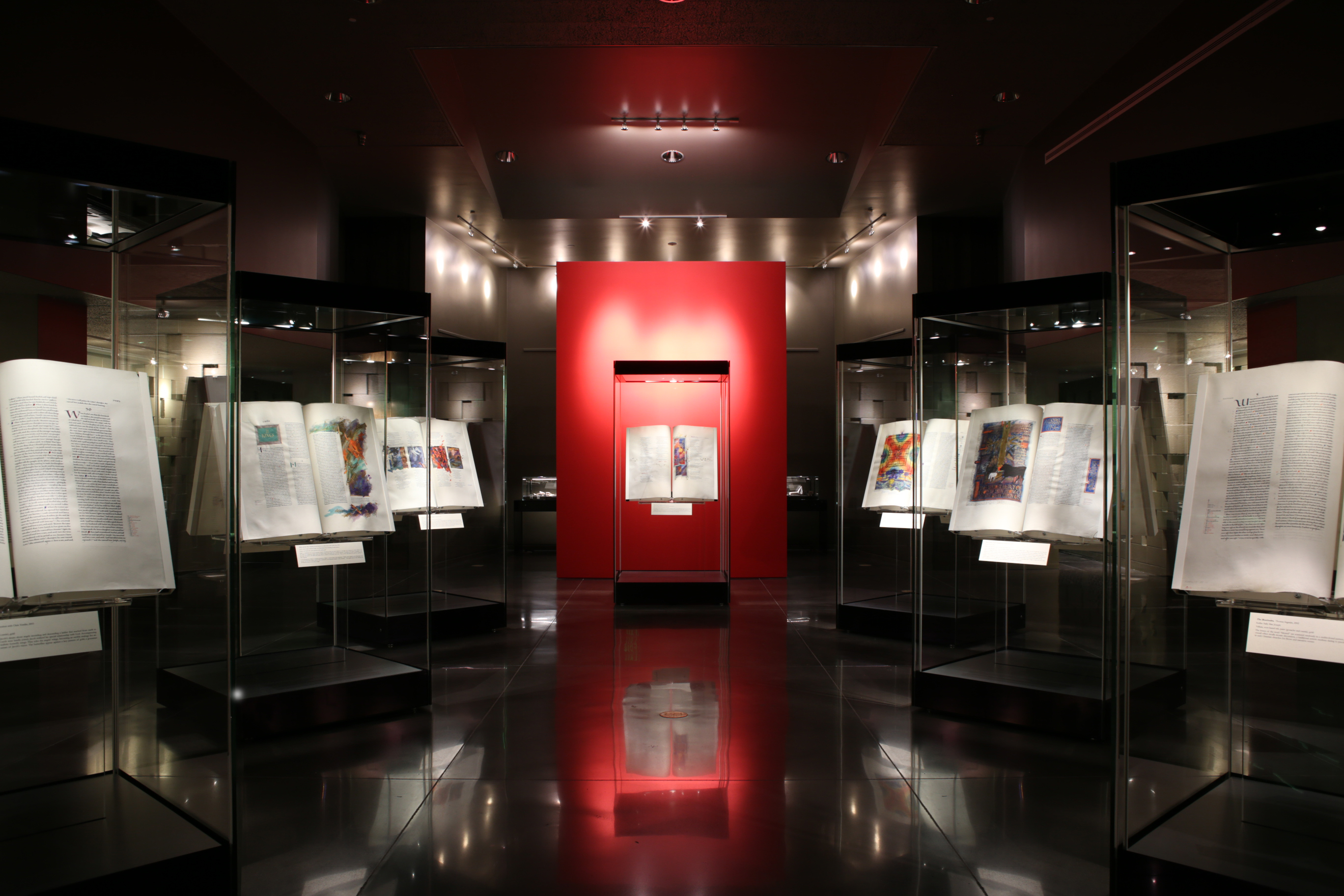 Gallery of Display Case - Classic Freestanding ZF-101/P - 5