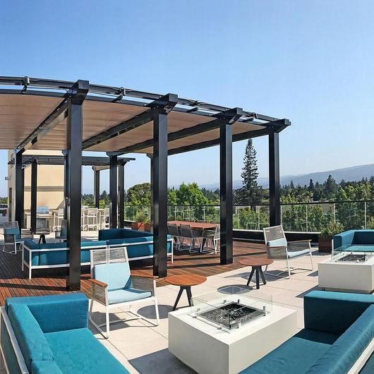 Gallery of How to Select Retractable Canopies or Roofs - 13