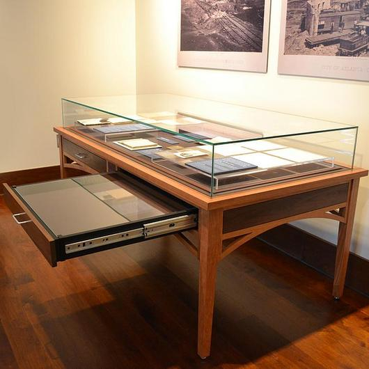 Gallery of Display Case - Table on 4 Legs - ZT-101 - 5