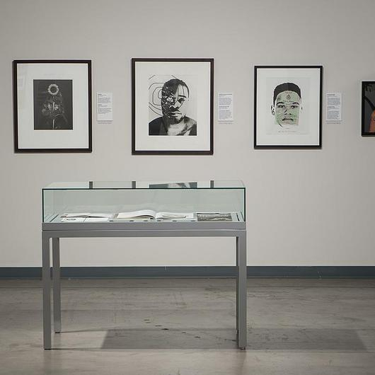 Gallery of Display Case - Table on 4 Legs - ZT-101 - 2