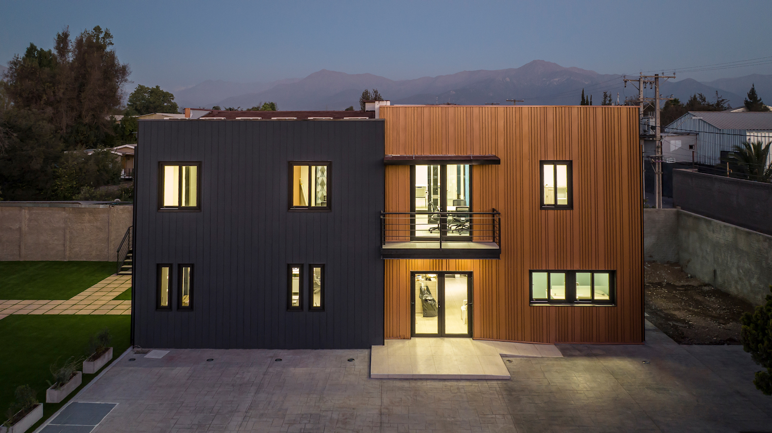 Galeria de Revestimiento metálico - Crown Panel - 9