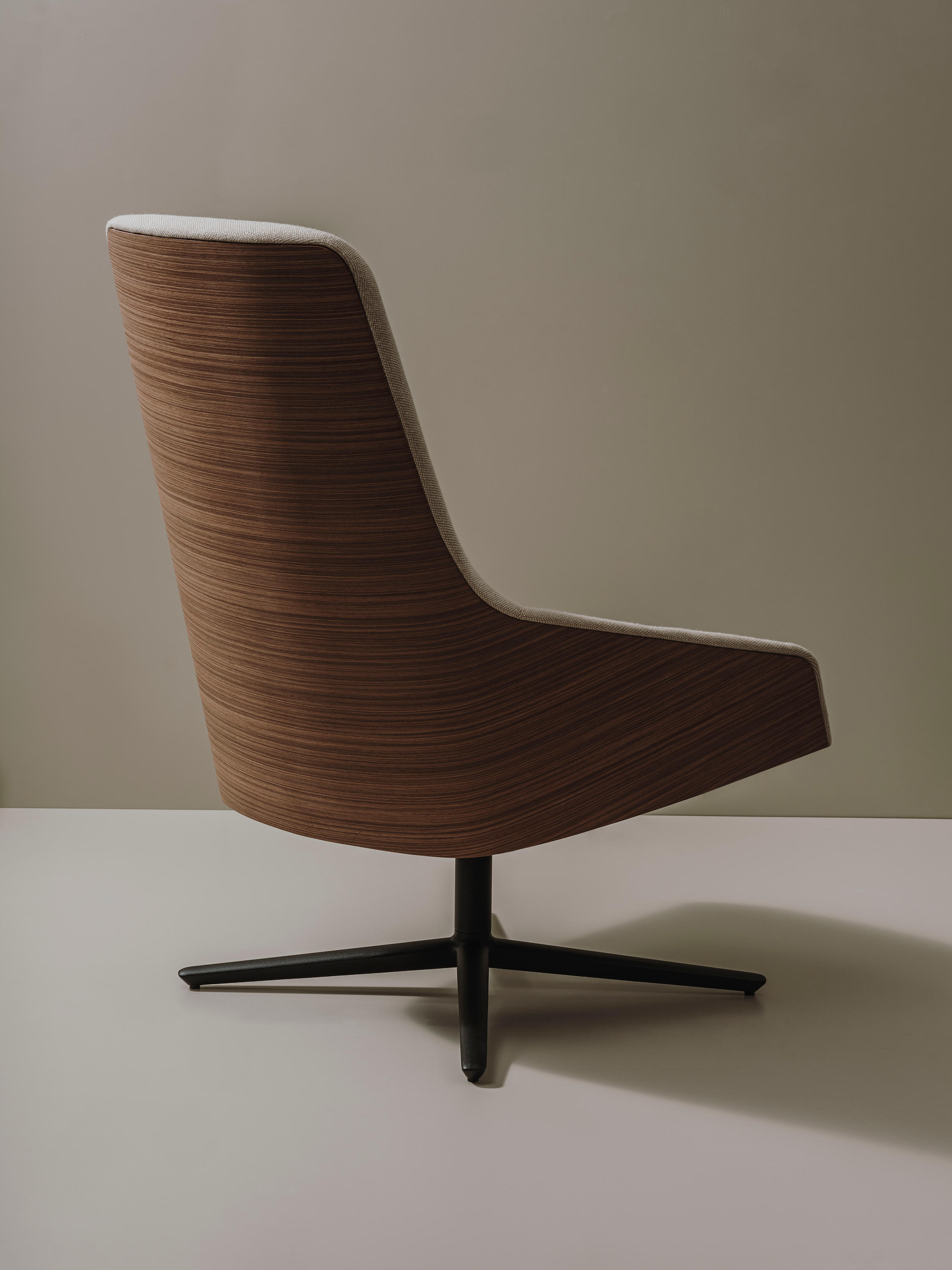 Gallery of Lounge Chair - Alya Executive - 3