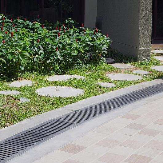 Stone Grates in Downtown East Resort, Singapore from Jonite