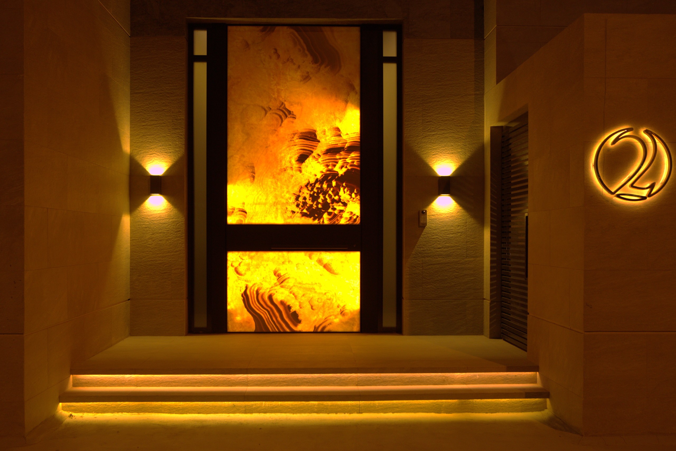 Gallery of Synua Door in Al-Eisa - 4