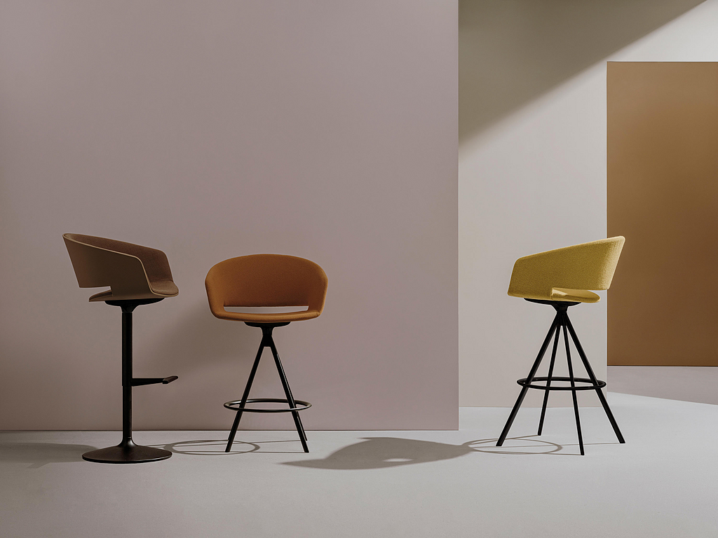 Barstool - Ronda from Andreu World