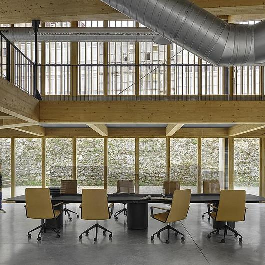 Conference Table - Solid from Andreu World