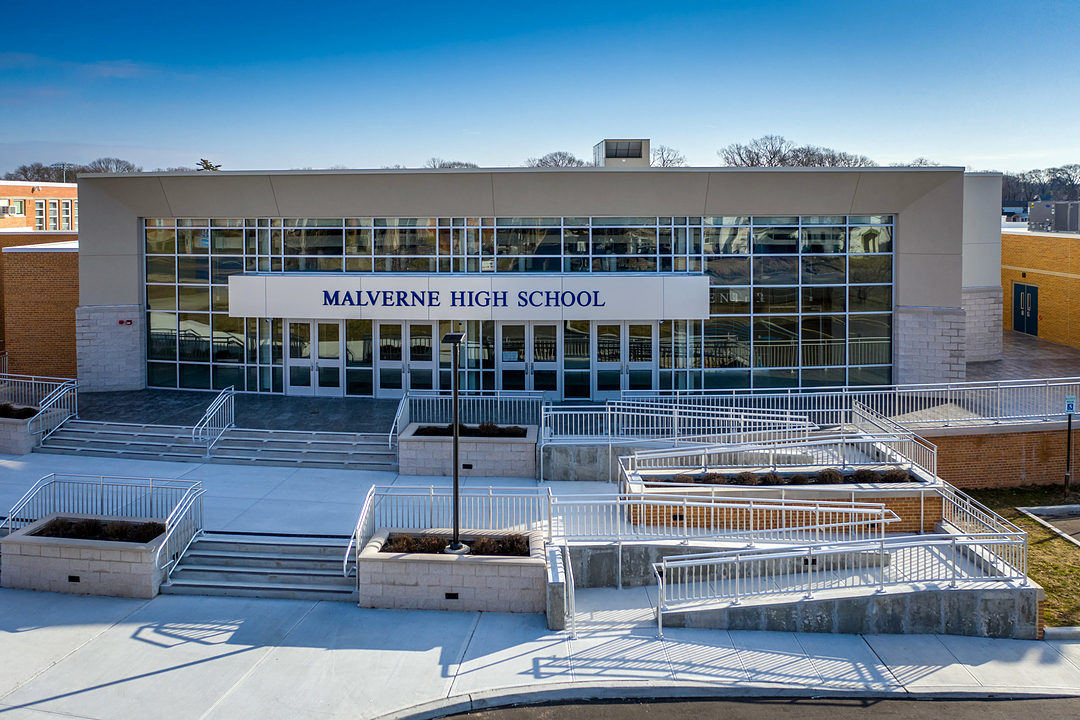 Interna-Rail® Aluminum Railing from Hollaender