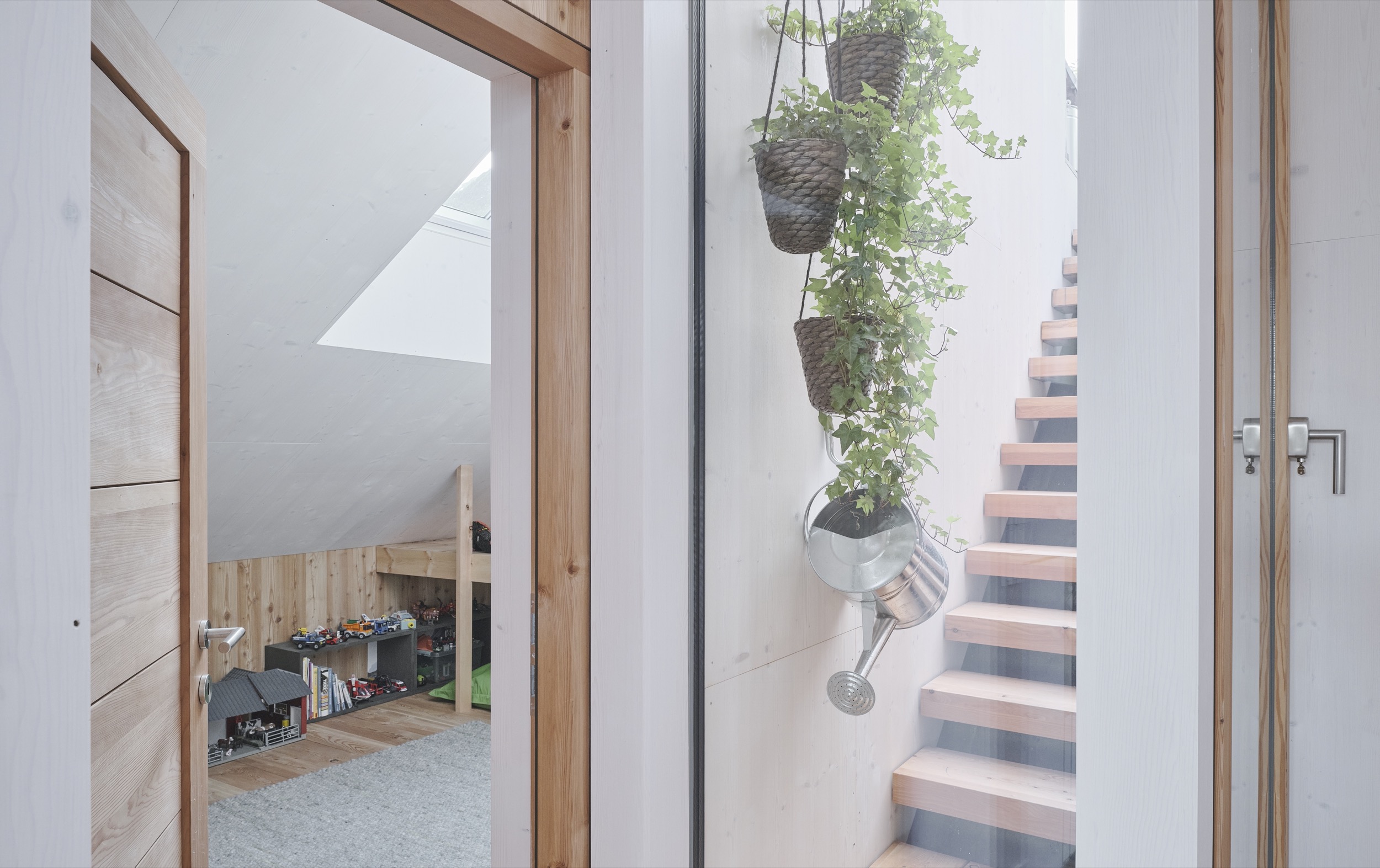 Gallery of Roof Window in Innsbruck Attic - 7