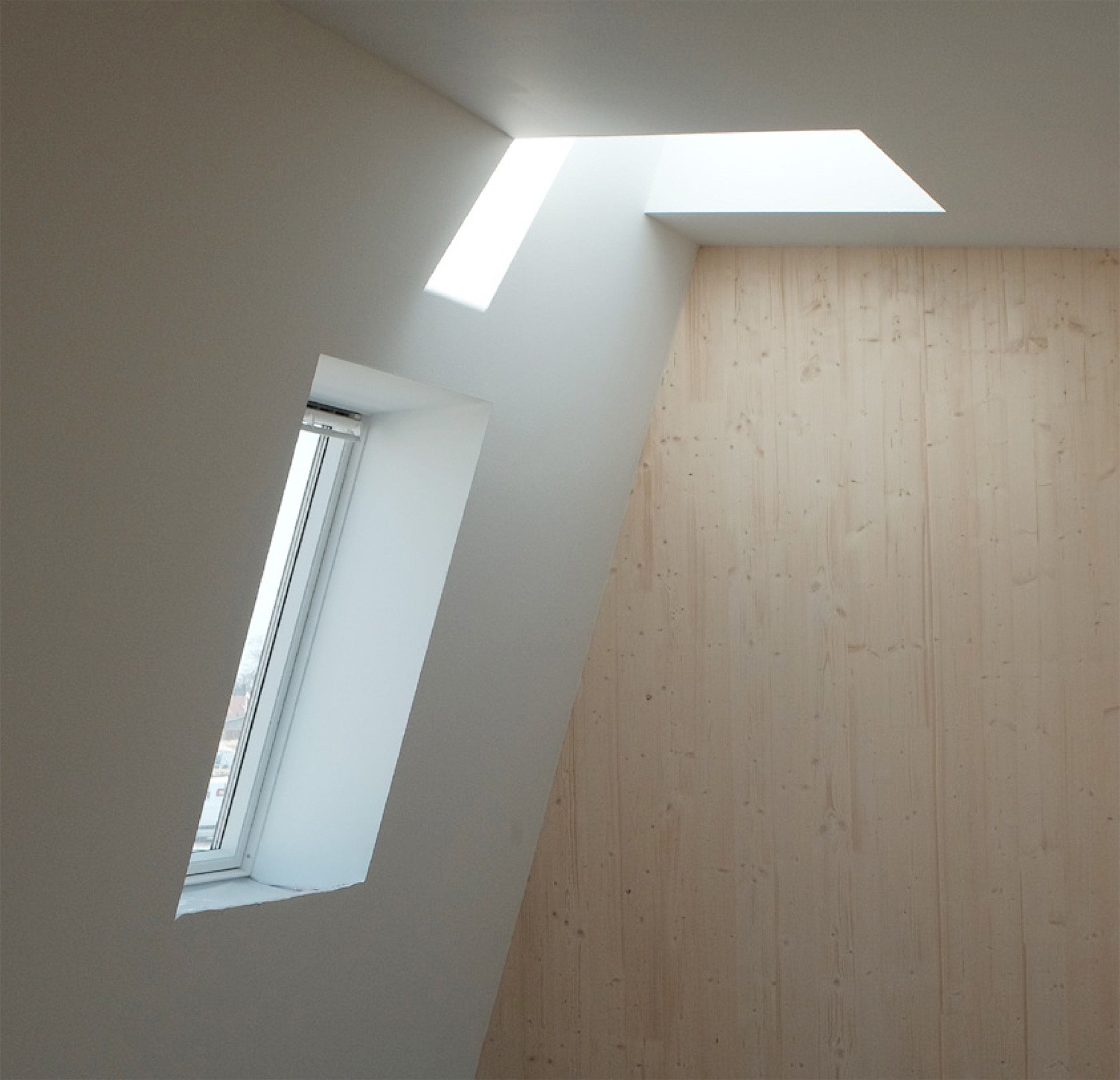 Gallery of Roof Window in Thyme Garden Social Housing - 4