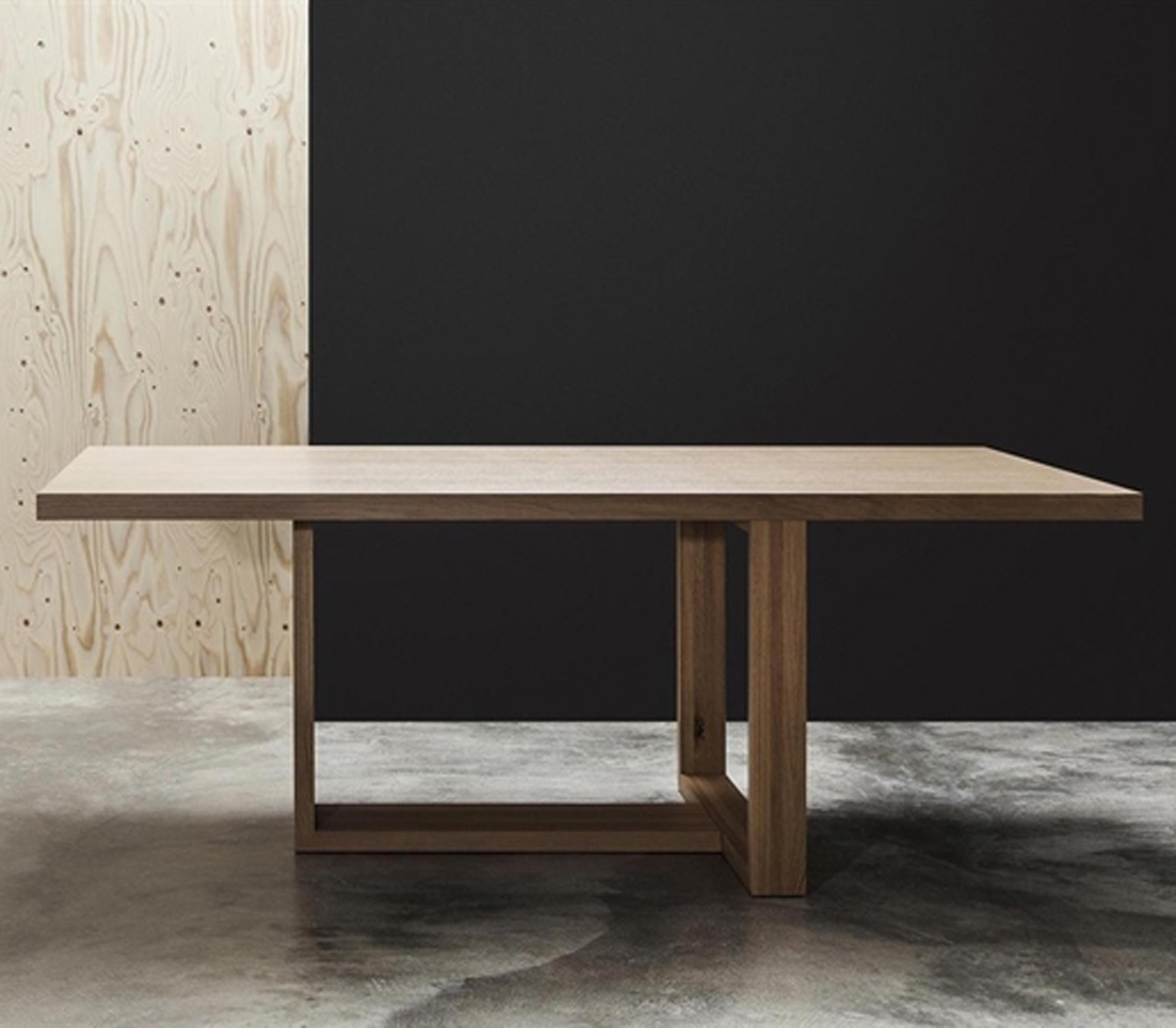 Gallery of Table - Tao - 2