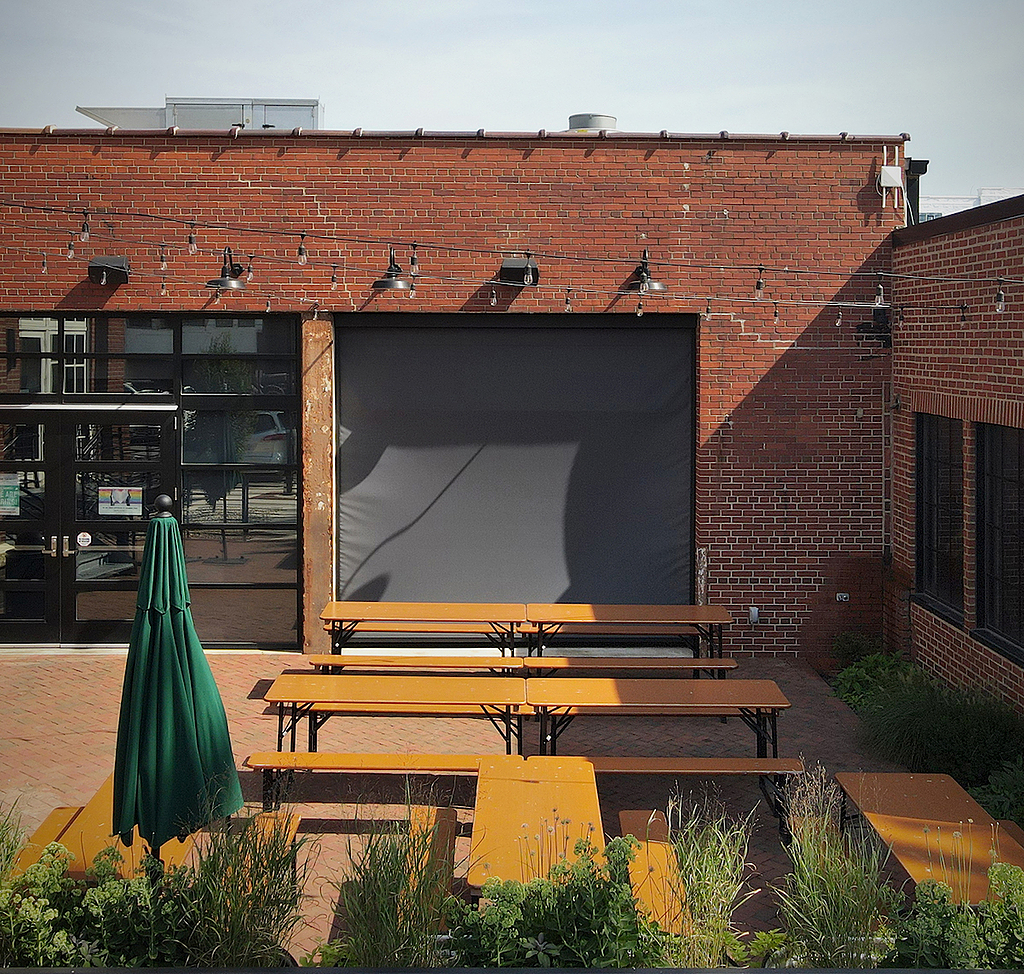 FlexShade® ZIP from Draper