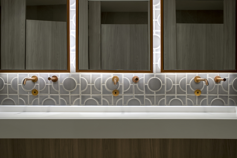 Gallery of Bathroom Equipment in Ven Embassy Row - 9