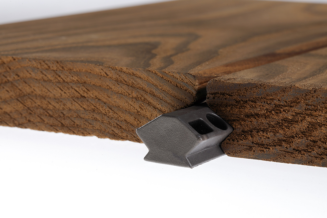 Side Clips for Thermally Modified Wood from Tantimber