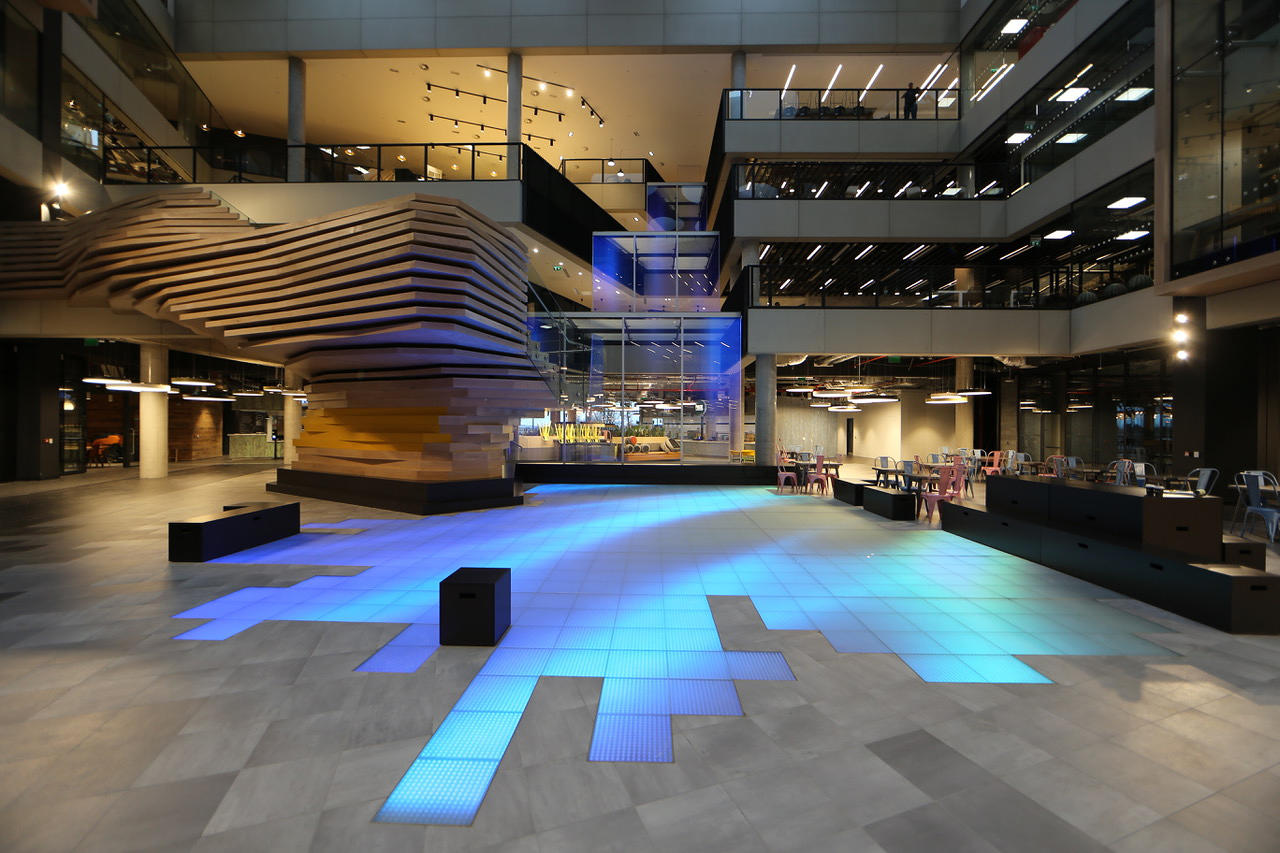 Digital Lake Installation in Microsoft Dublin from ASB