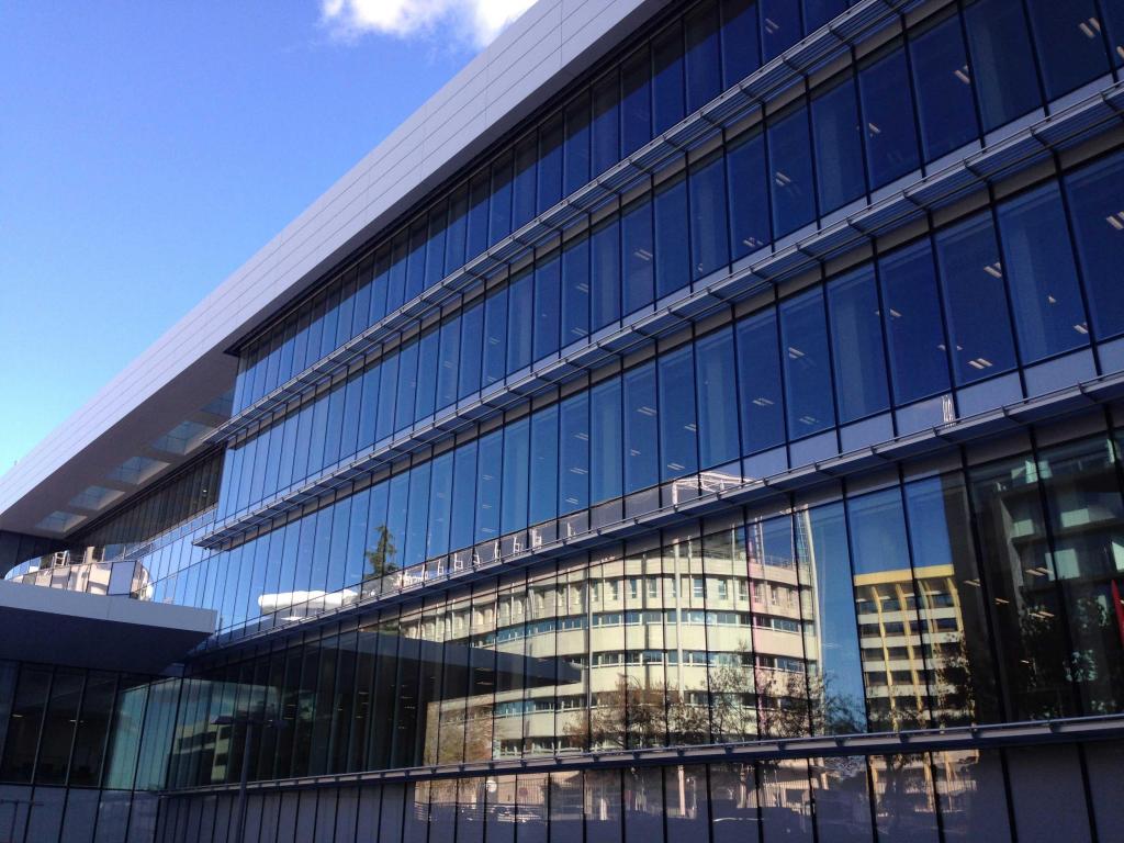 Acoustic PVB Interlayers in Edificio AA81Torre Rioja from Saflex