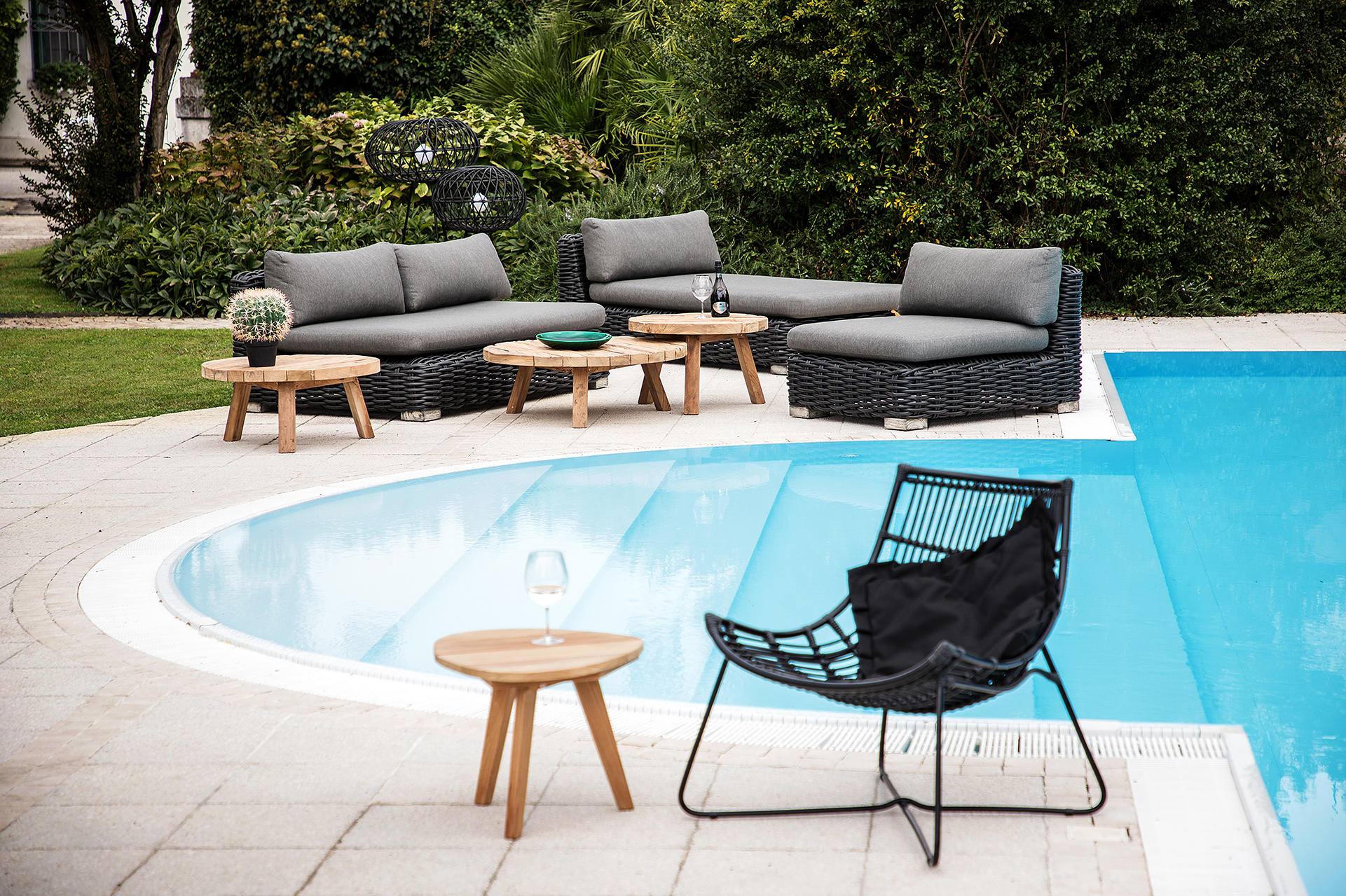 Gallery of Outdoor Furniture - Bubble - 5