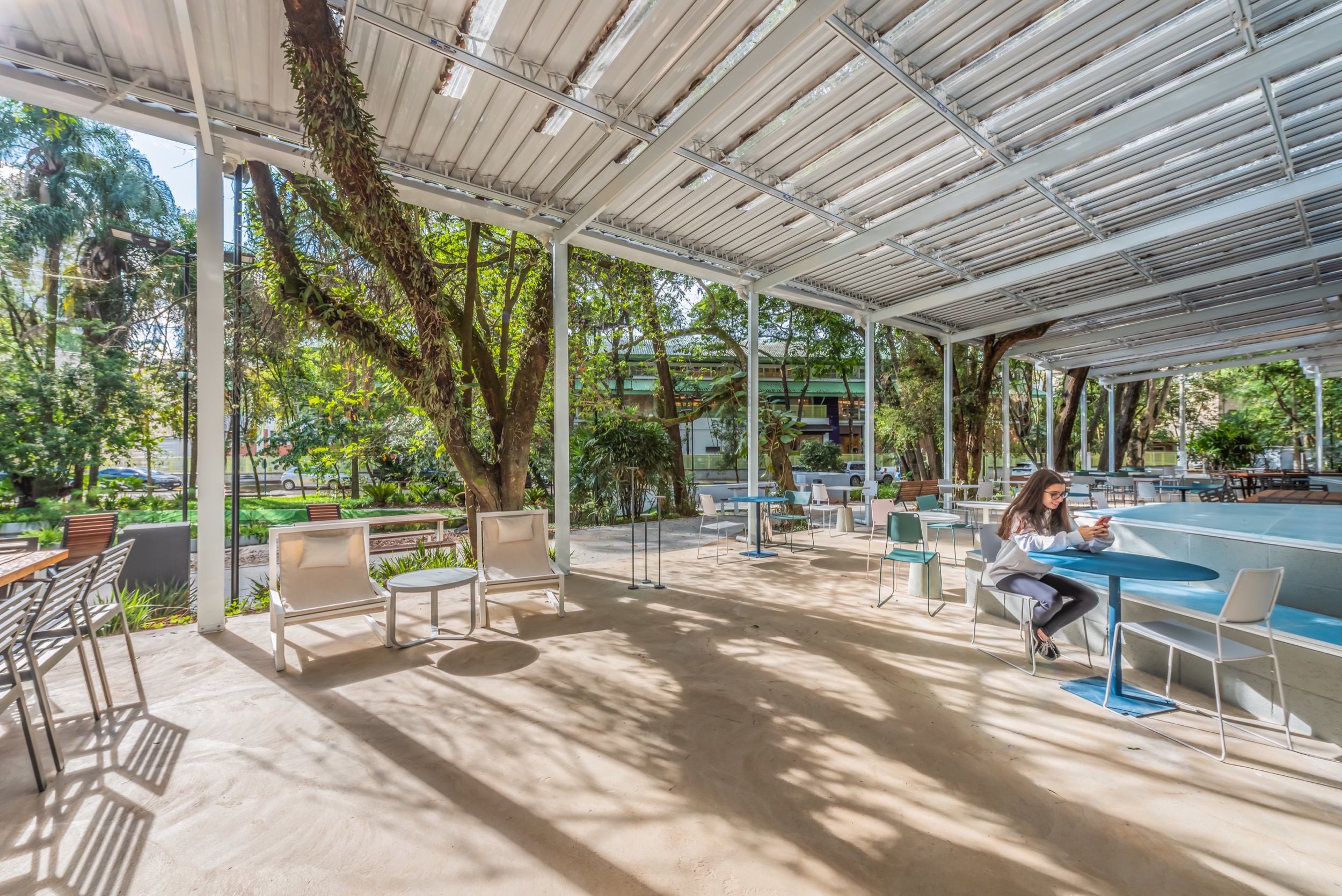 Galeria de Sistemas de iluminação na universidade Inteli - 10