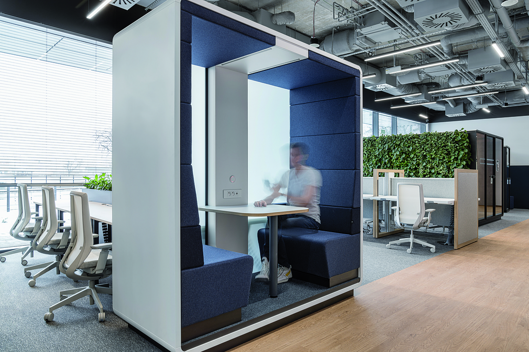 Small & Open Meeting Pods - HushMeet.open.S from Hushoffice