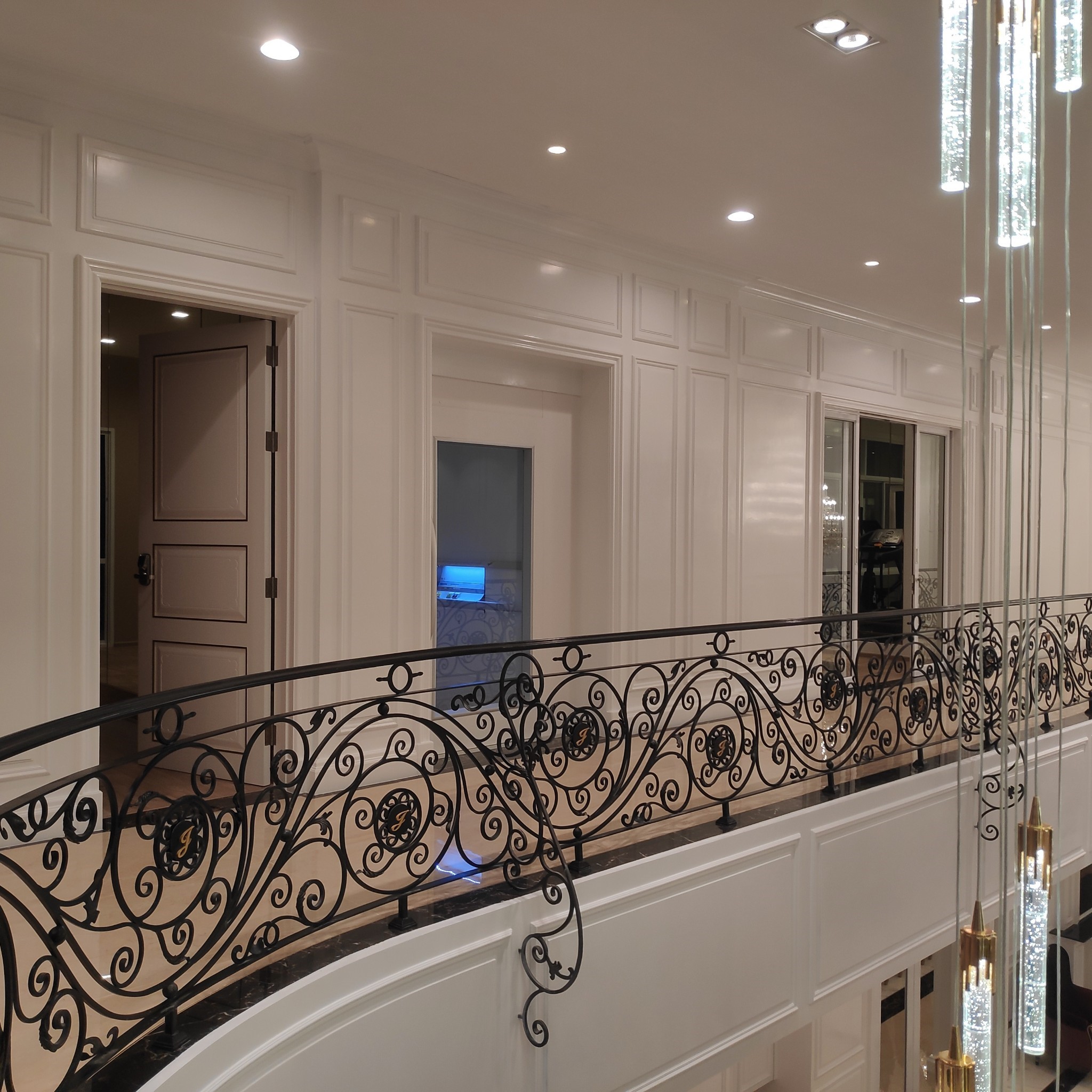 Home Lift in Thai Mansion from Cibes Lift Asia