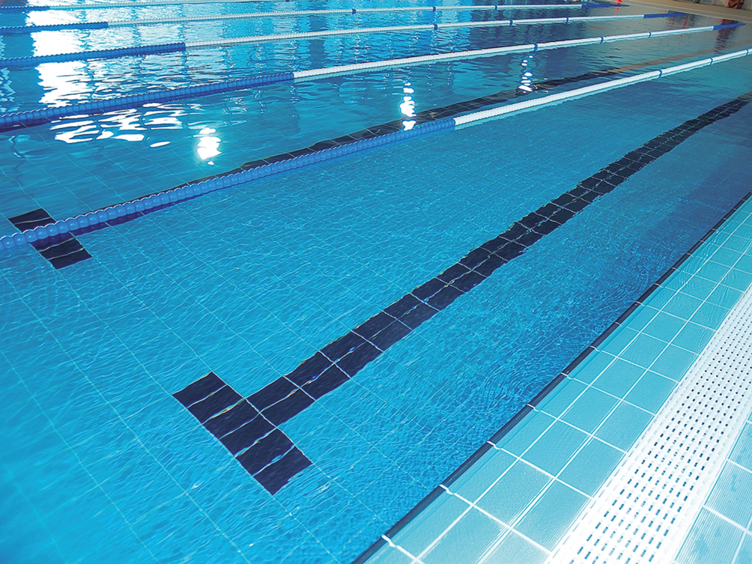 Gallery of Technical Flooring in Public Pools Projects - 7