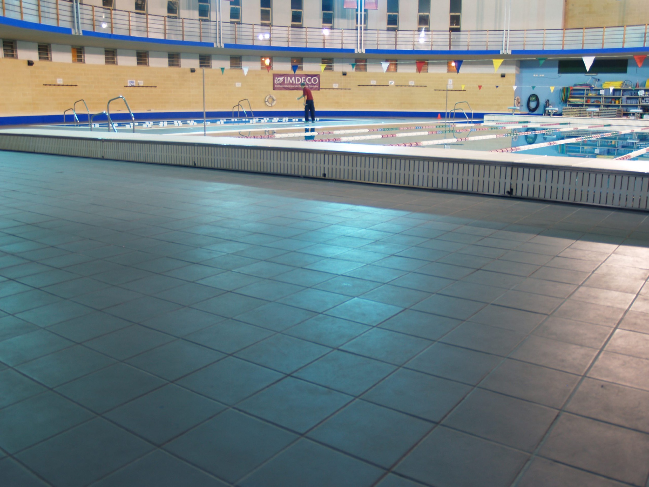 Gallery of Technical Flooring in Public Pools Projects - 4
