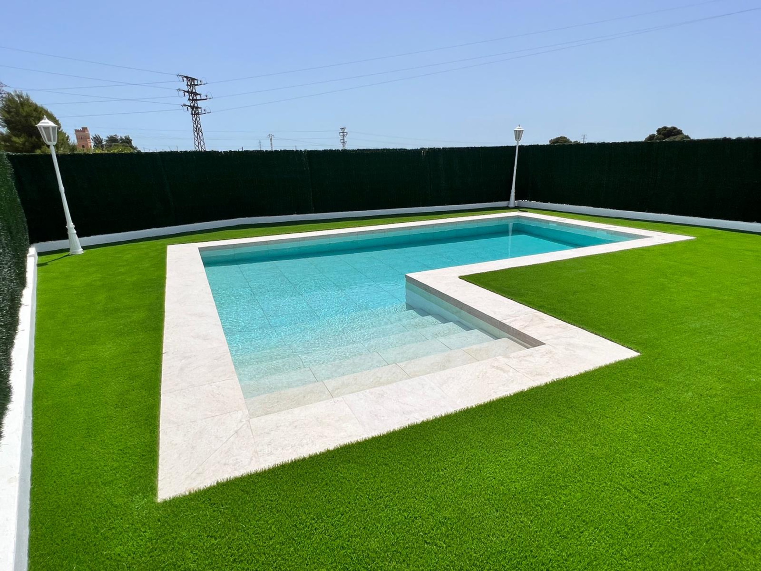 Gallery of Flooring in Private Pools Projects - 14