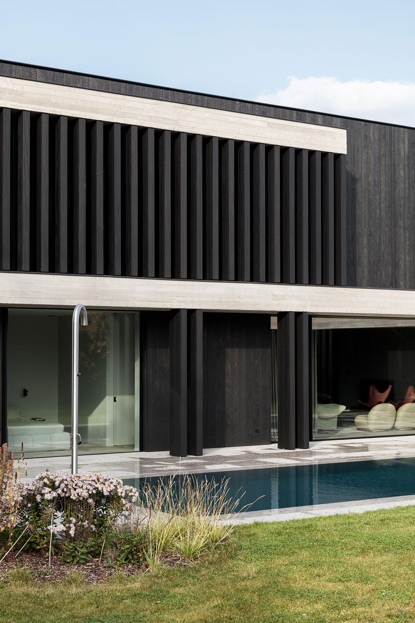 Gallery of Sliding and Fixed Windows in Villa RS - 12