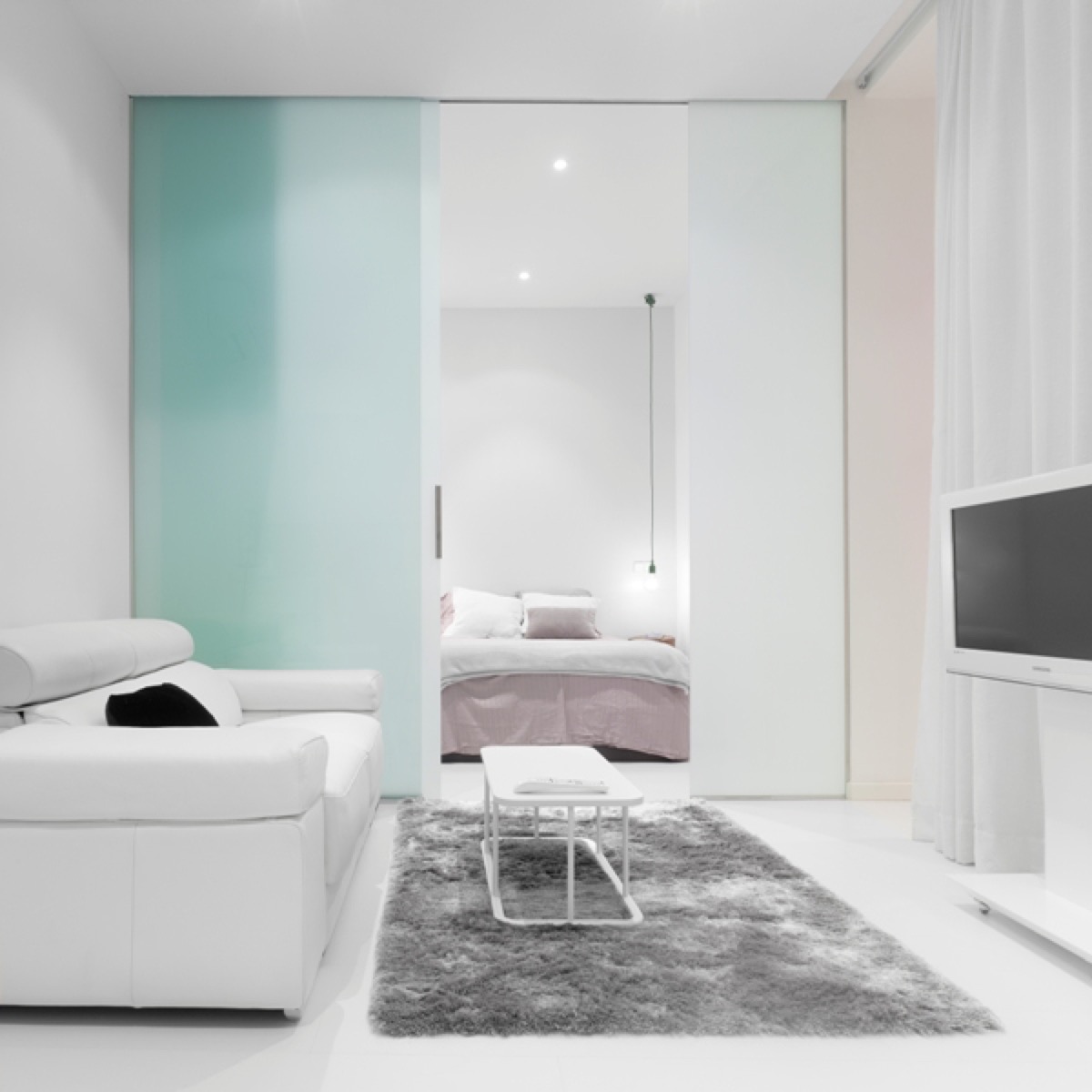 Gallery of Glass Sliding Partition in 28 m2 Apartment - 2