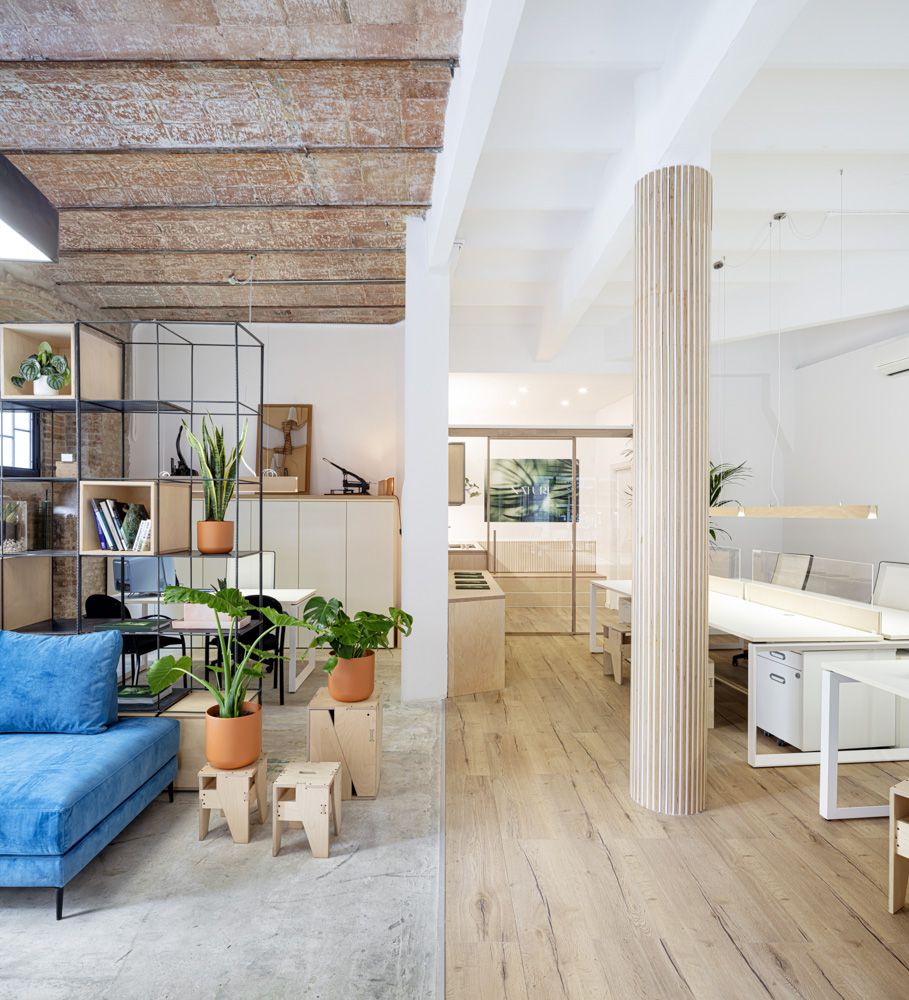 Gallery of Wooden Profile System in Co-Working Space - 4
