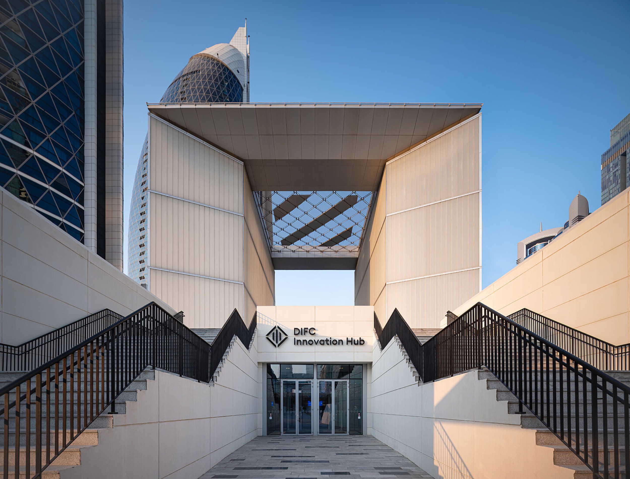 Gallery of Profiled Glass in The Gate Building - 8