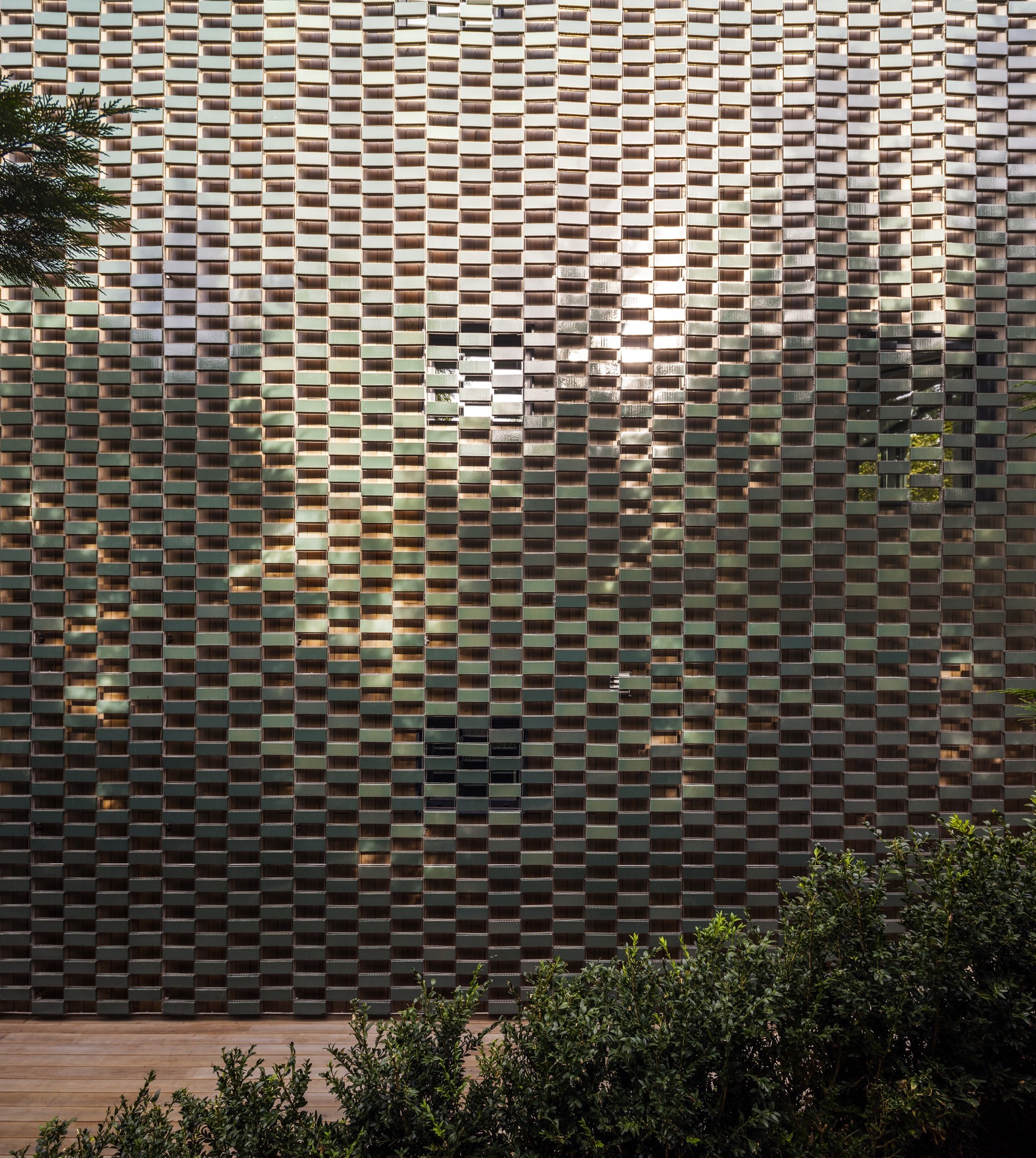 Gallery of Ceramic Lattice Facade in TR House - 5