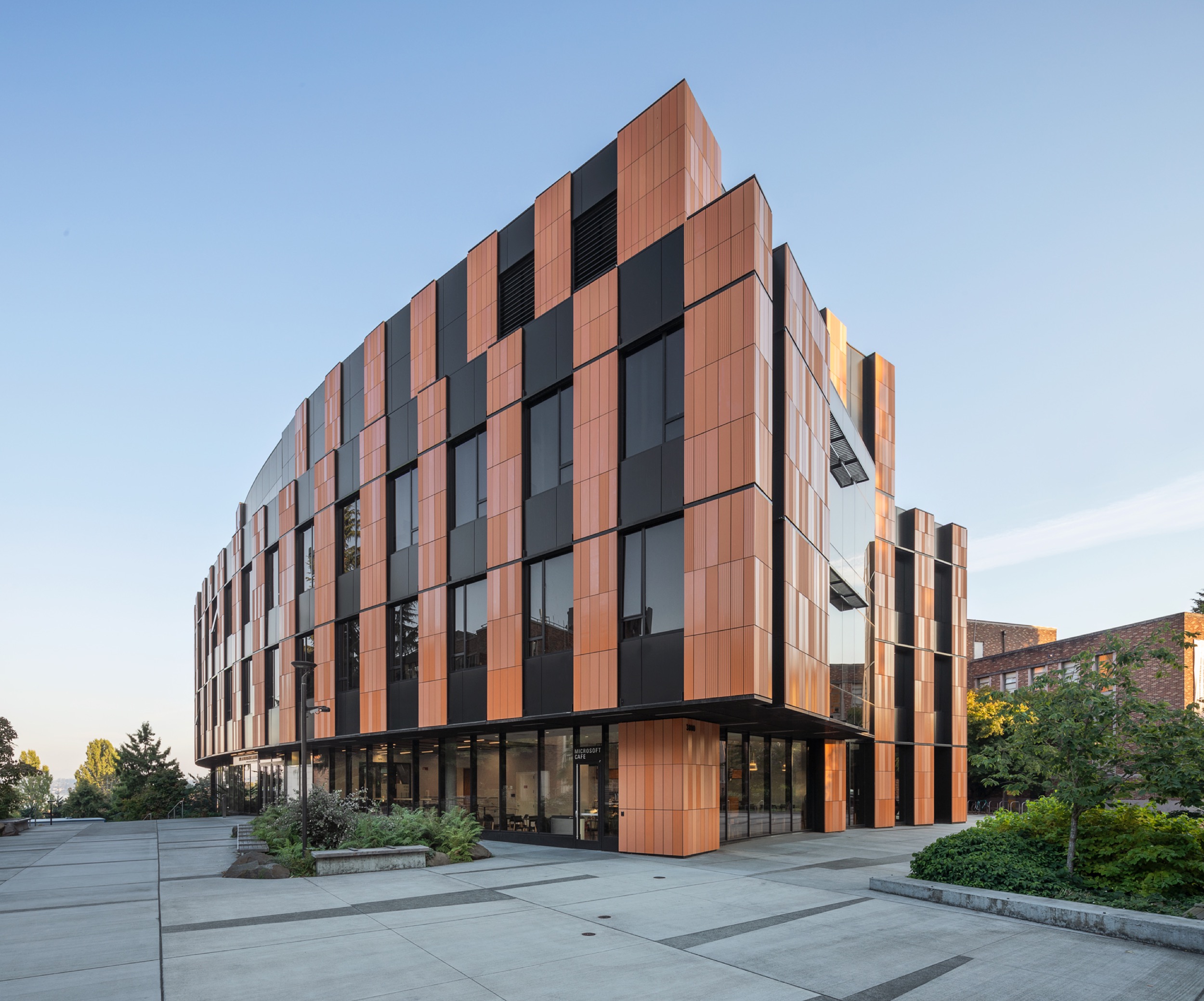 Gallery of Special Ceramic Facade Pieces - Multifunctional Series - 17