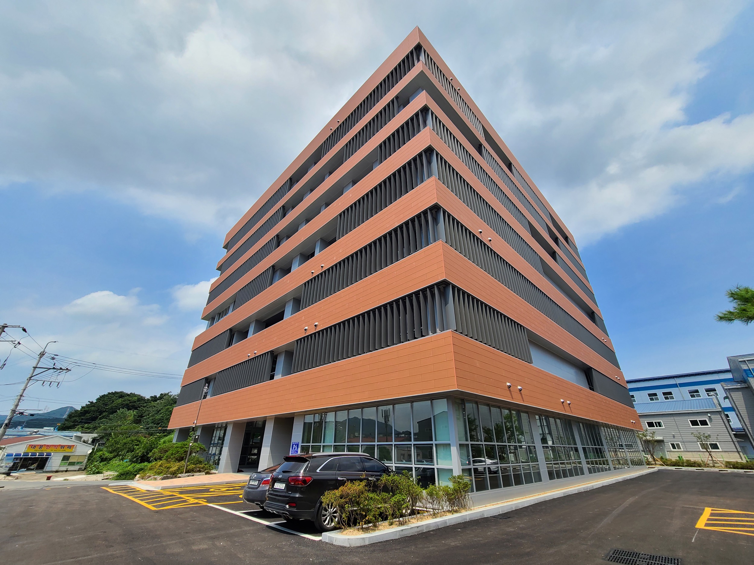 Gallery of Ventilated Facade System - XB PRO 17 - 9