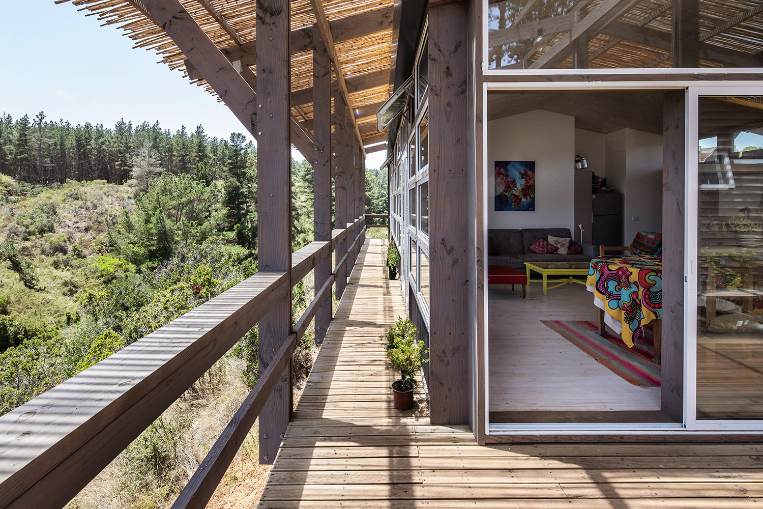 Galeria de Deck de madera en Casa Entreluz - 5