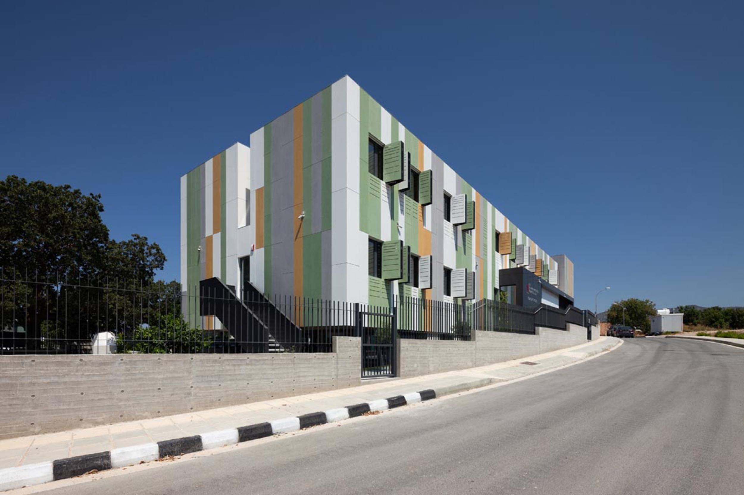 Gallery of Electric Folding Shading System in a Boarding School - 9