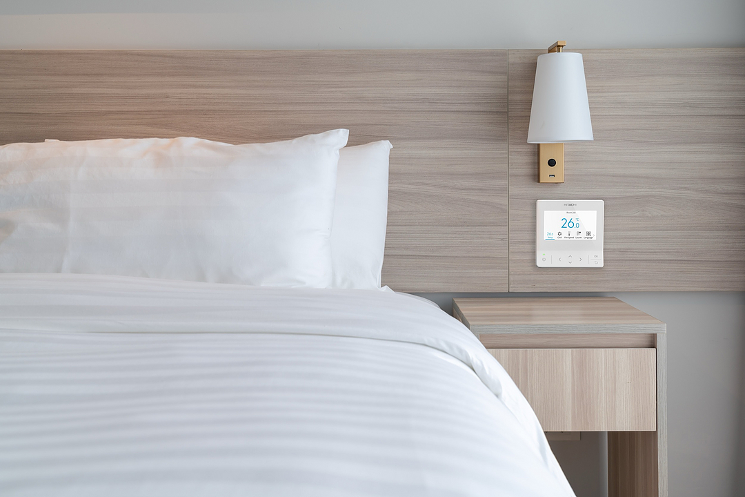 HVAC Wall Regulator - Advanced-Color Controller from Hitachi Air ...