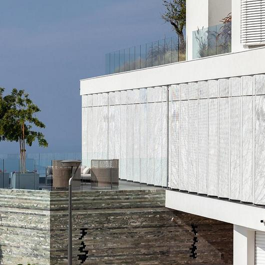 Folding Shading System in a Residential Building from Motion Facades