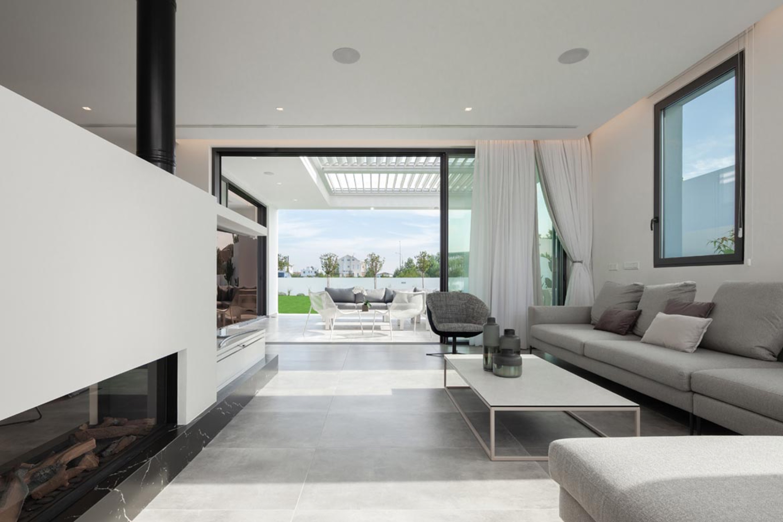 Gallery of Door Systems in Residential Building - 13