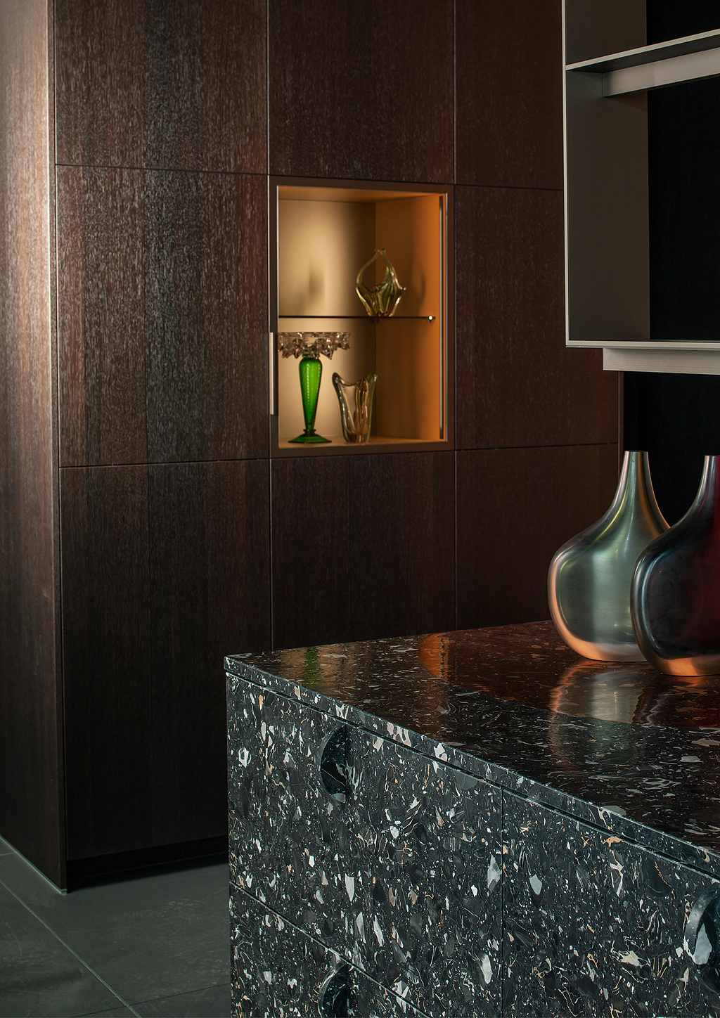 Display Cabinets - SHOWCASE from Poggenpohl