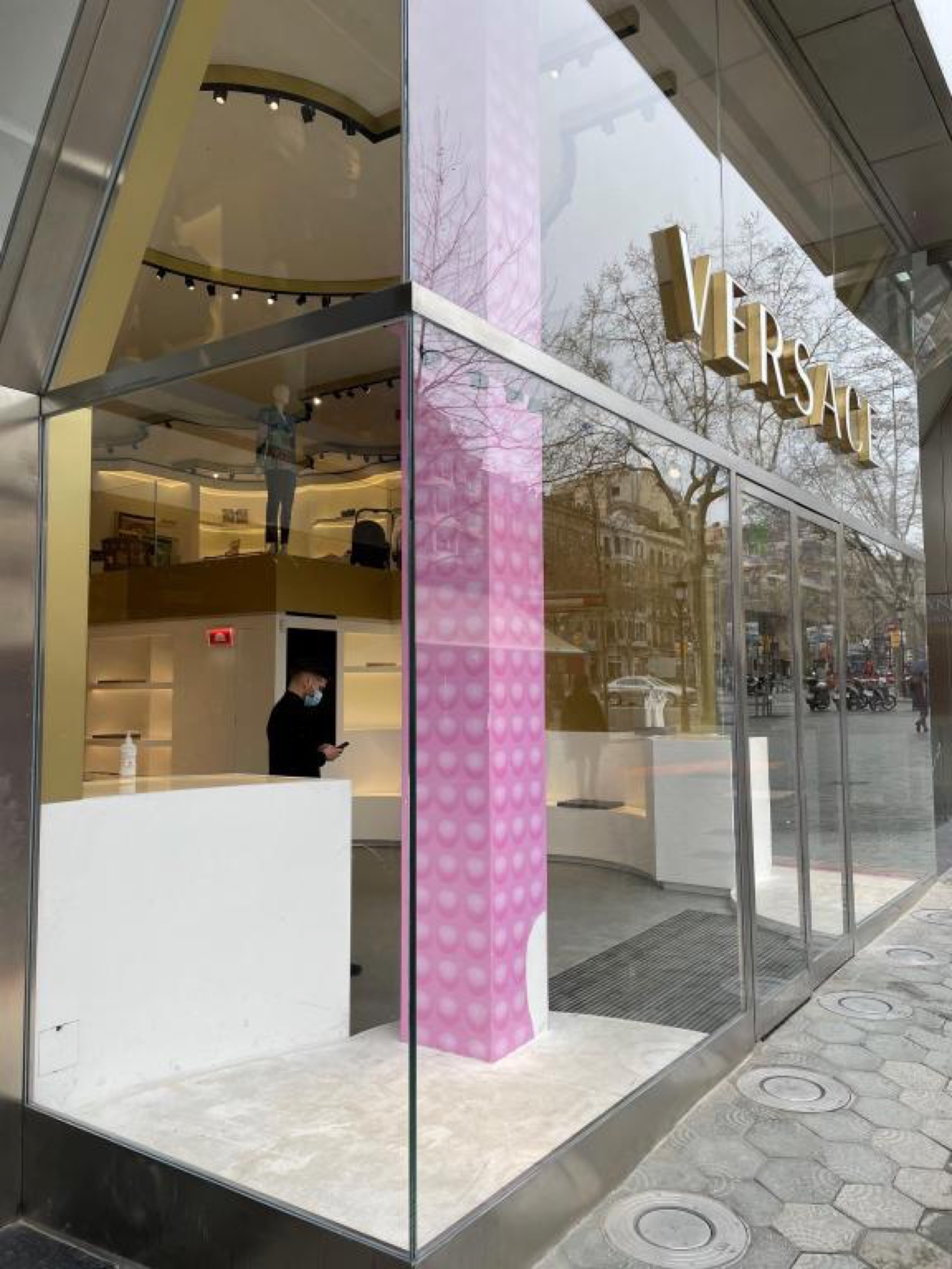 Gallery of Clear PVB Interlayer in Versace Stores - 3