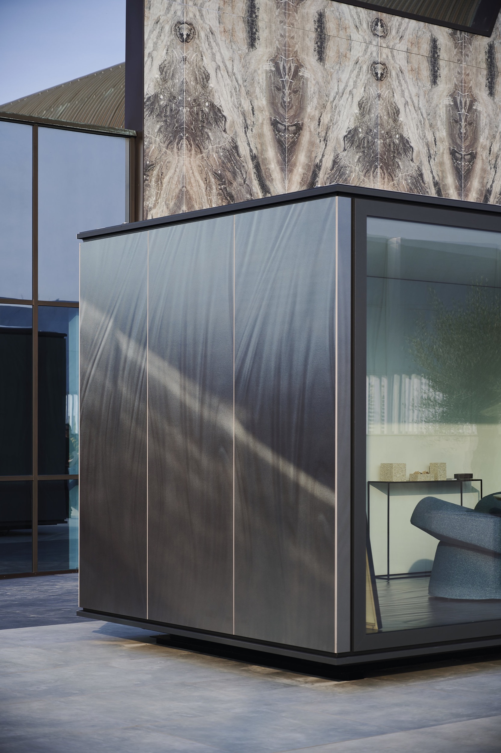 Gallery of Ceramic Cladding in Showroom - 10