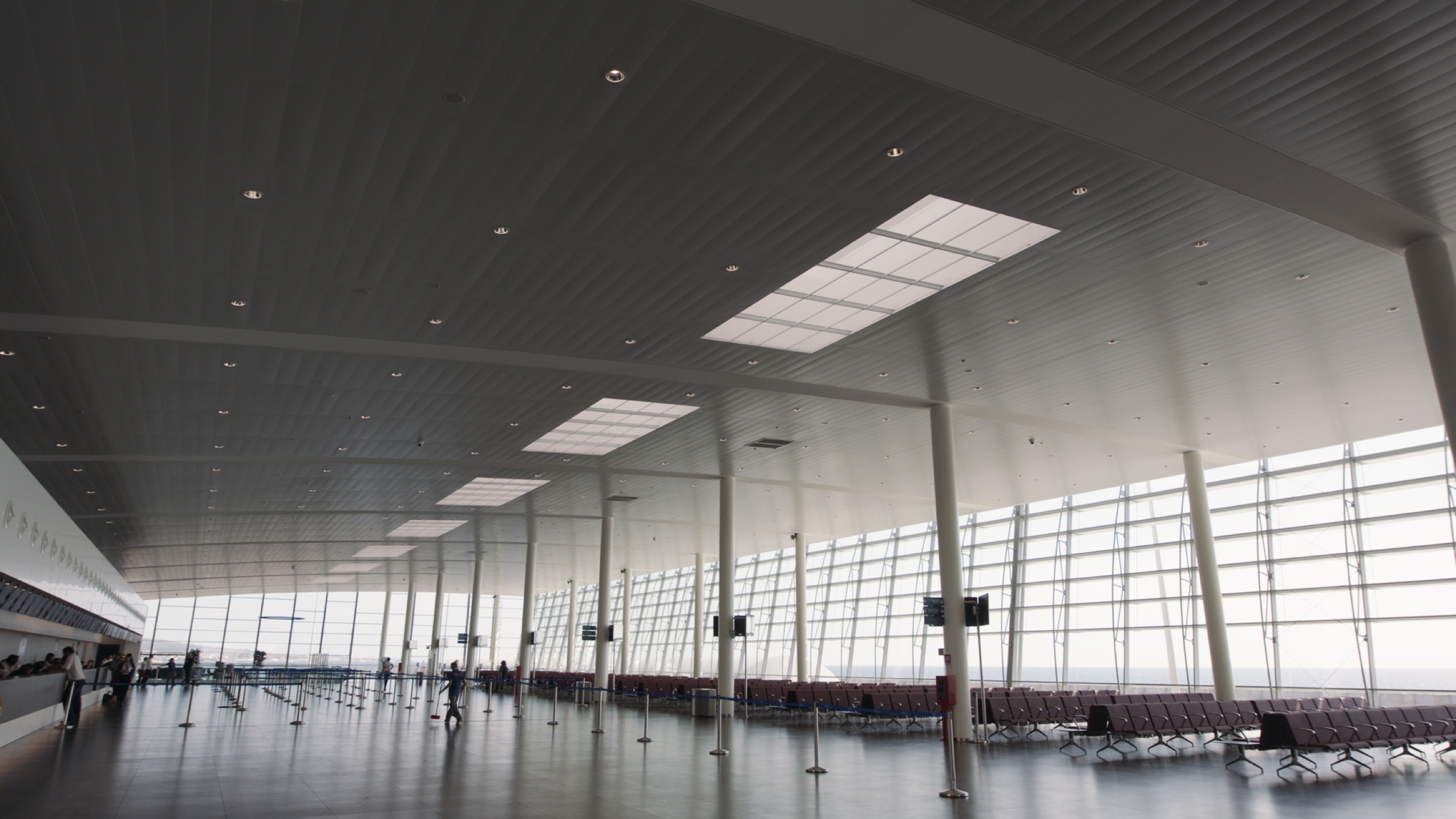 Porcelain Ceramic Surfaces in Cruise Port from Fiandre