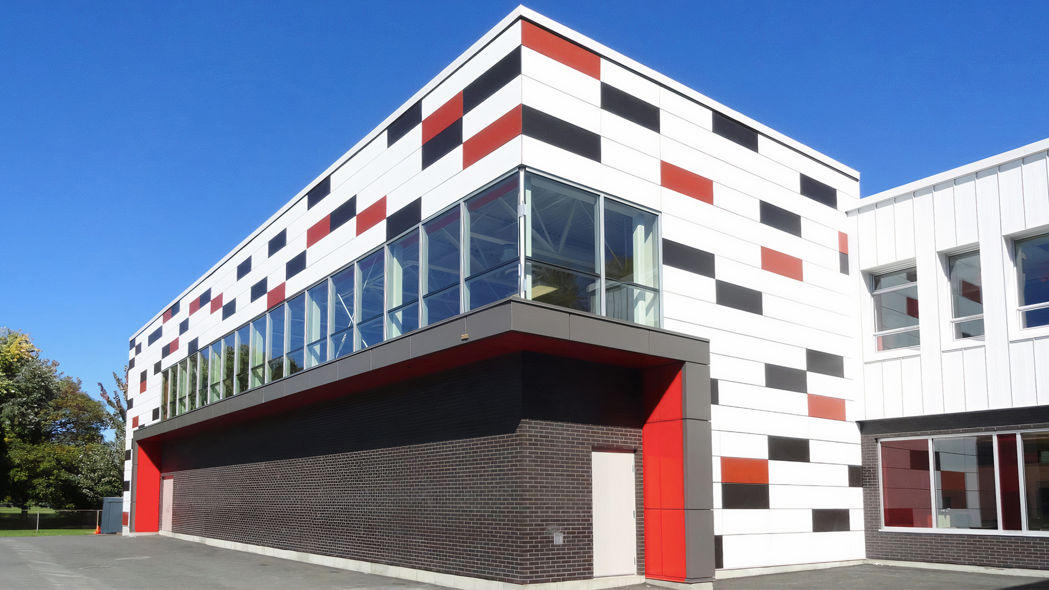 Gallery of Rainscreen Cladding in École Enfants du Monde - 1