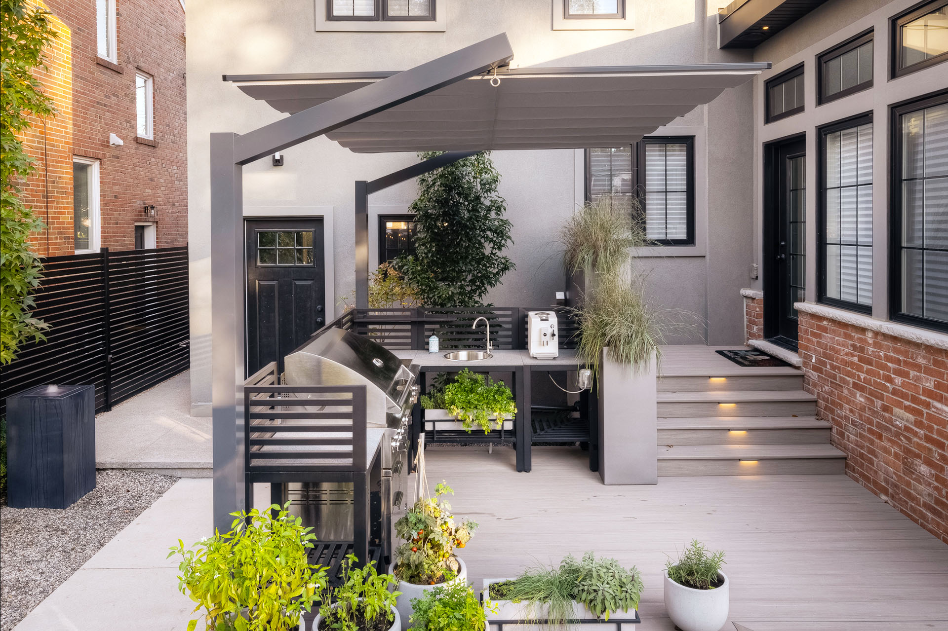 Gallery of Shade Structures - Freestanding Canopies - 7