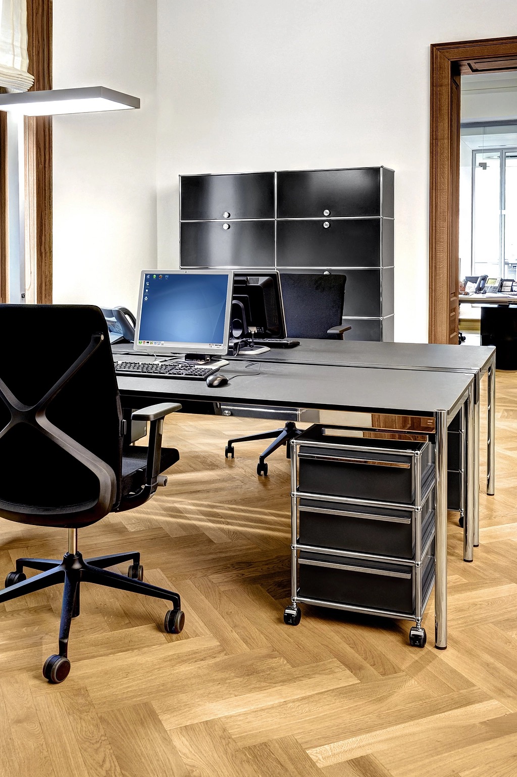 Gallery of Tables - USM Haller - 18