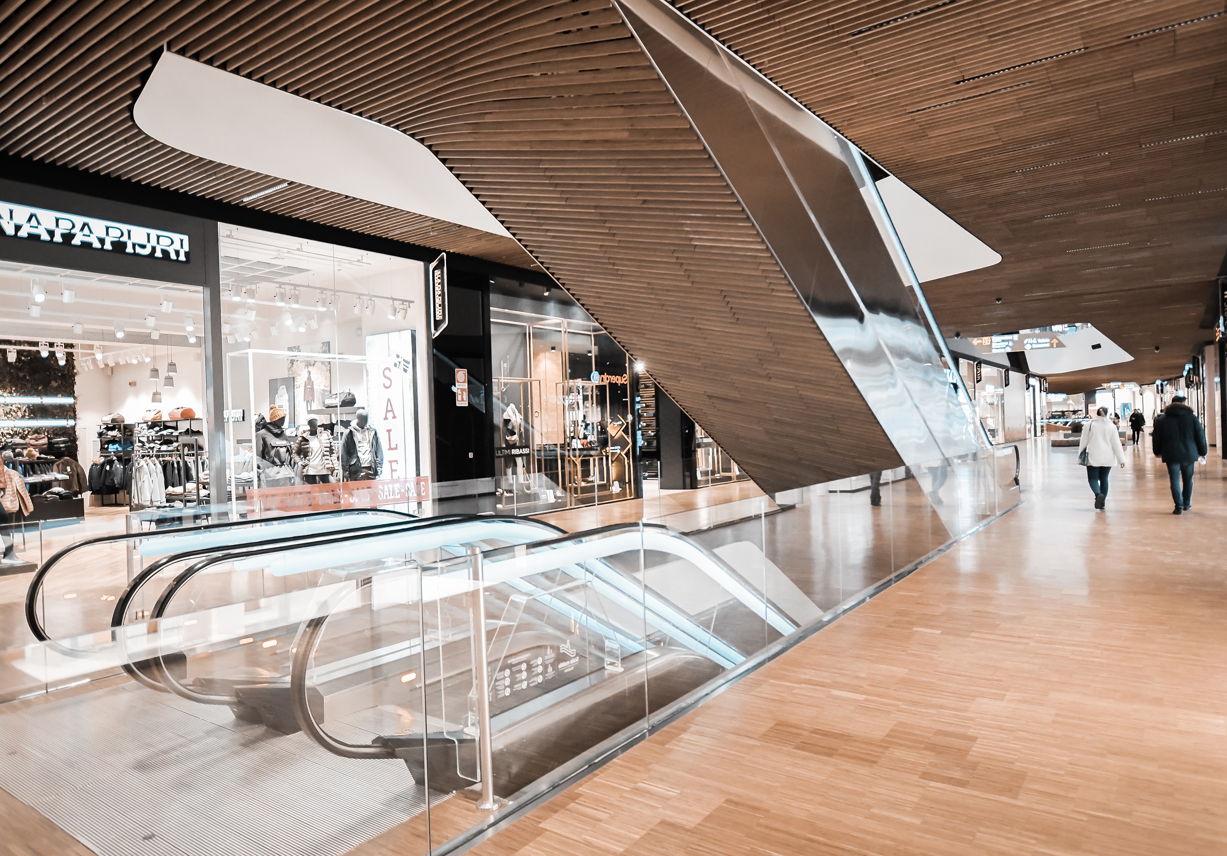 Gallery of Indoor Bamboo Solutions in Shopping Center - 9