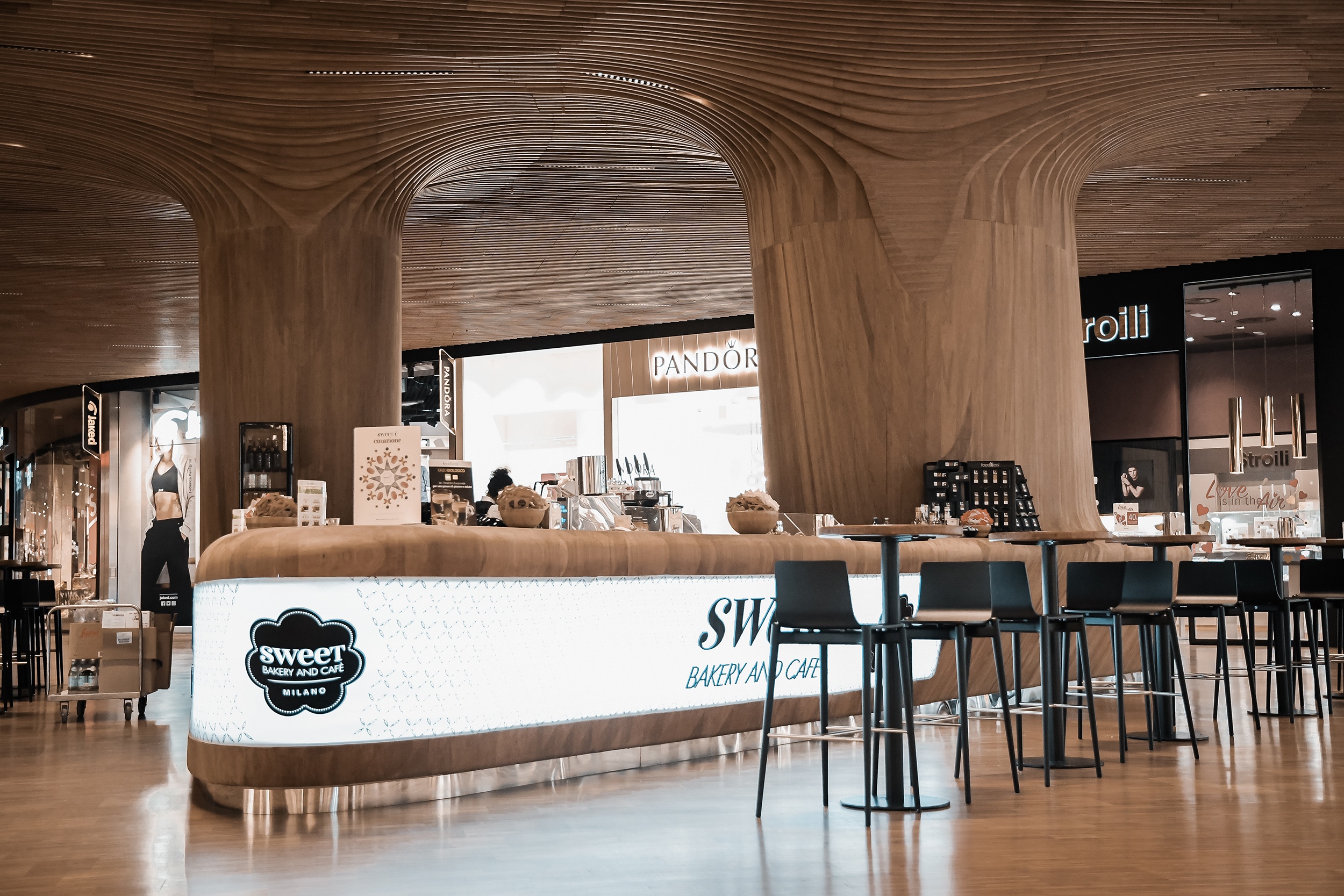 Gallery of Indoor Bamboo Solutions in Shopping Center - 7