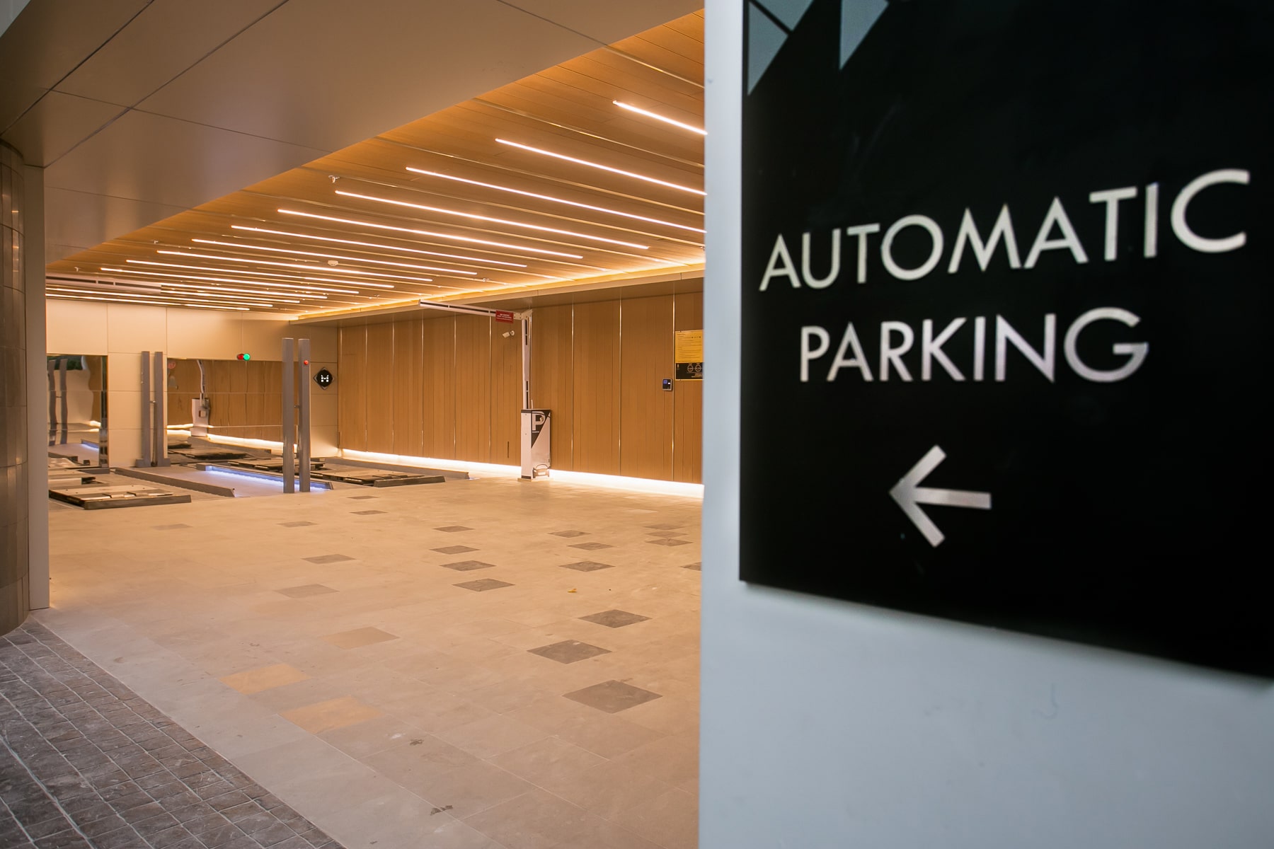 Gallery of Parking Advanced Features - Drop & Go - 4