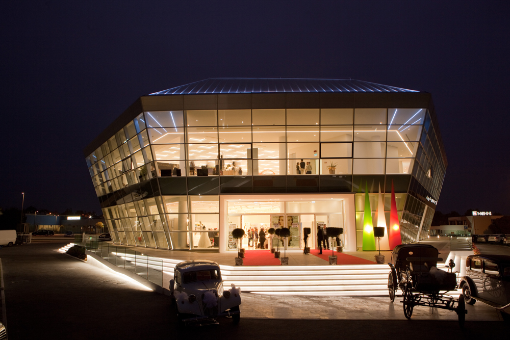 Gallery of Interior Linear Lighting - 8