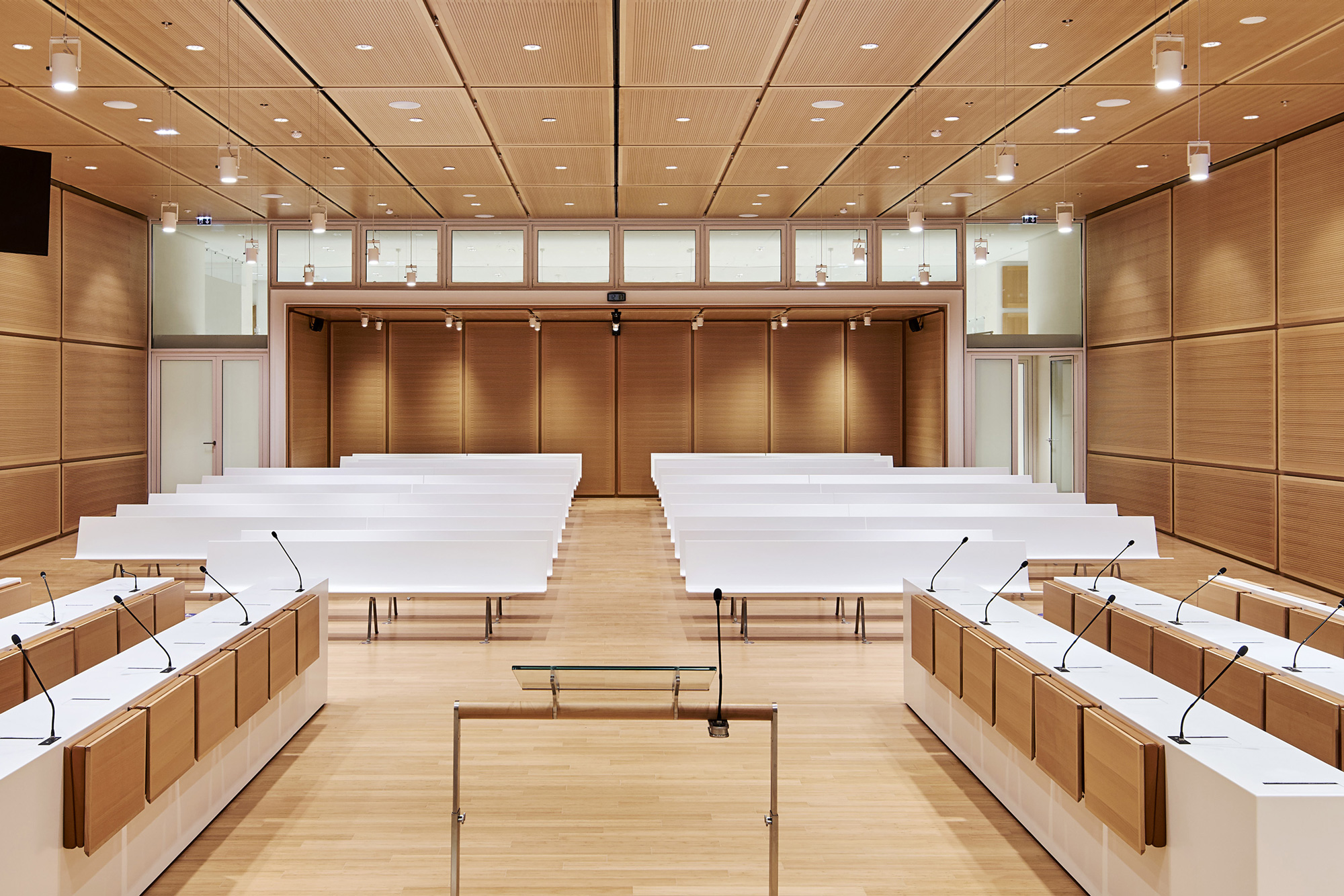 Downlights from iGuzzini